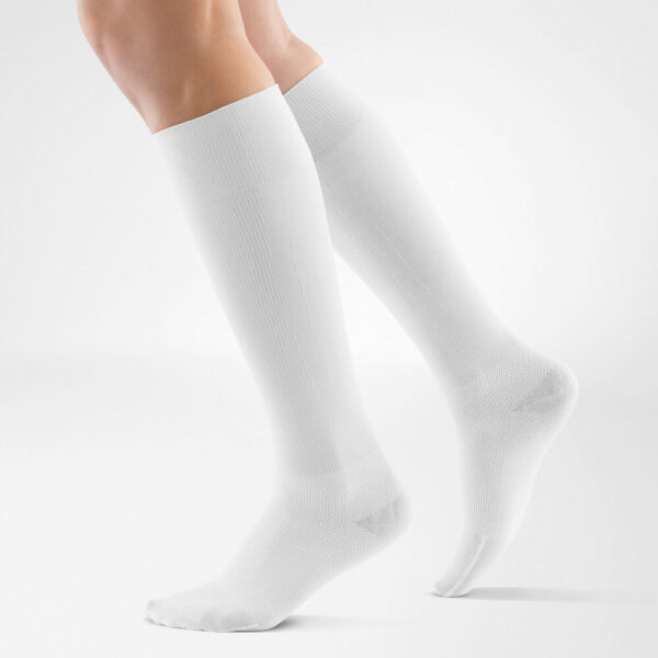 Bauerfeind Performance - Knee High Compression Socks | Feet And Up