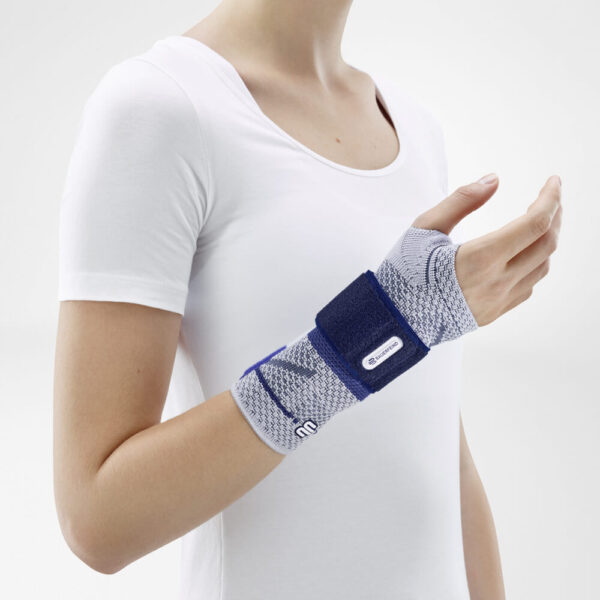 Bauerfeind GenuTrain OA Knee Brace | Feet And Up